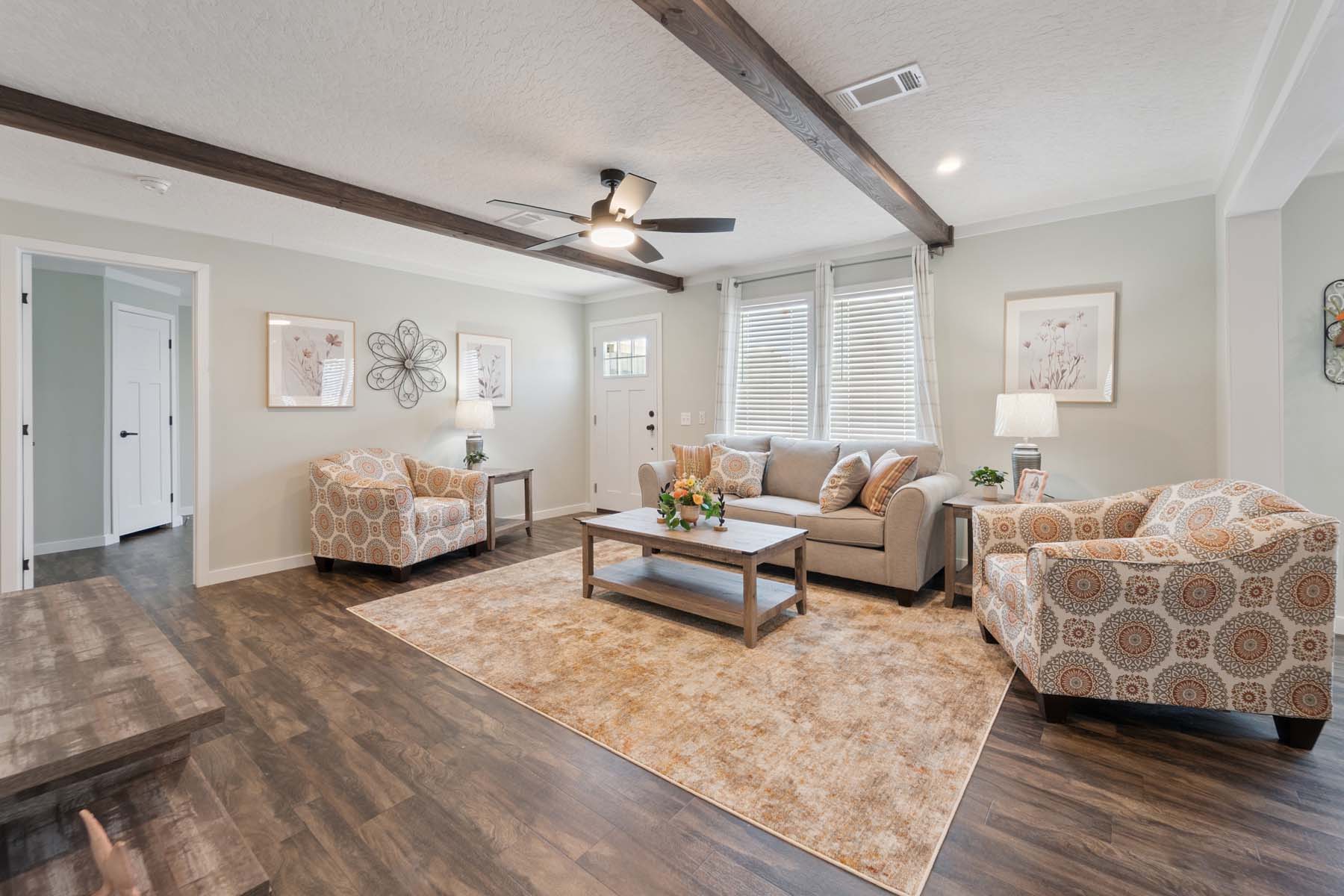 The LouLou: 4 Bed Modern Farmhouse Mobile Home | Dothan, AL